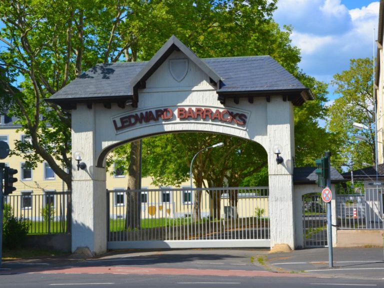 panzer kaserne – ARMY BARRACKS