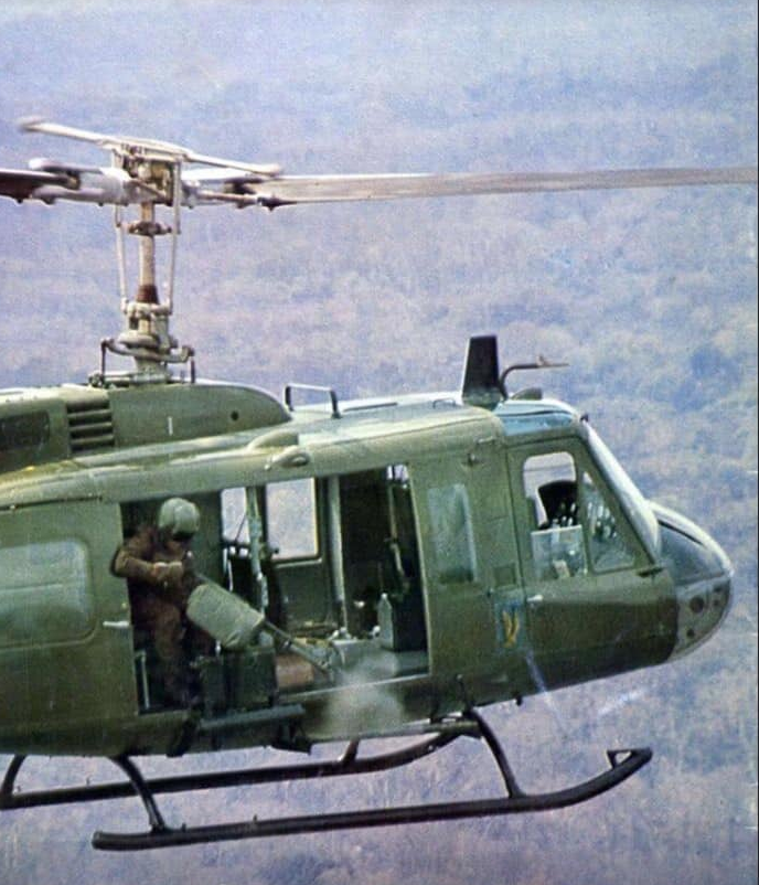 HUEY DOOR GUNNER – ARMY BARRACKS