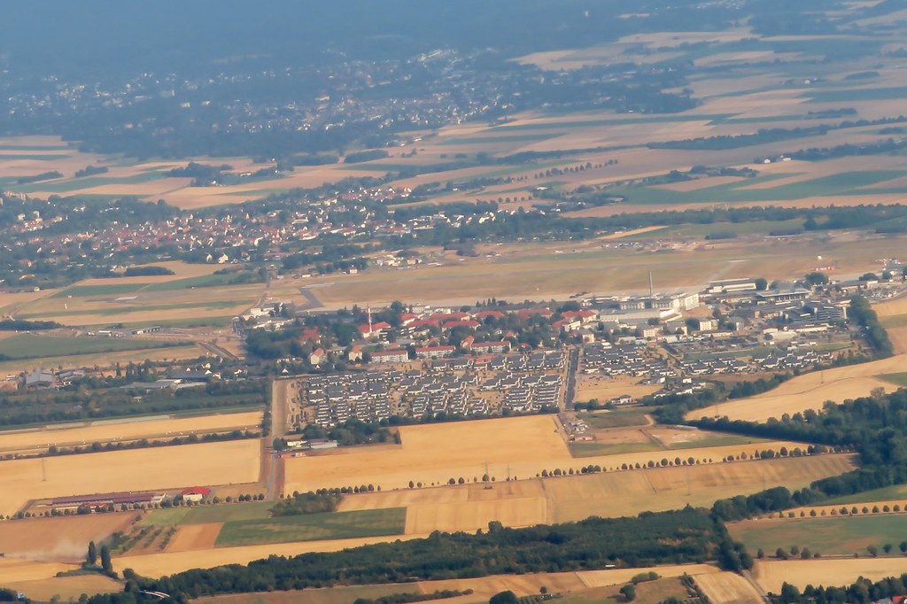 LUCIUS D. CLAY KASERNE – ARMY BARRACKS