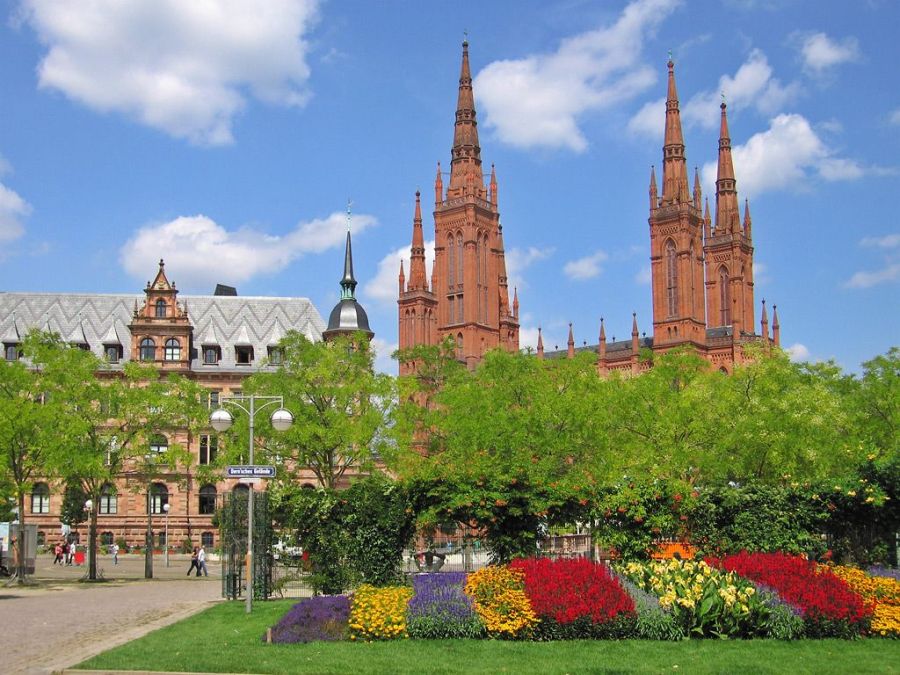 LUCIUS D. CLAY KASERNE – ARMY BARRACKS