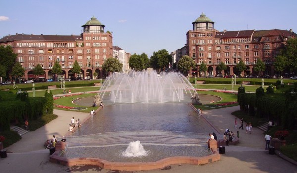mannheim germany – ARMY BARRACKS