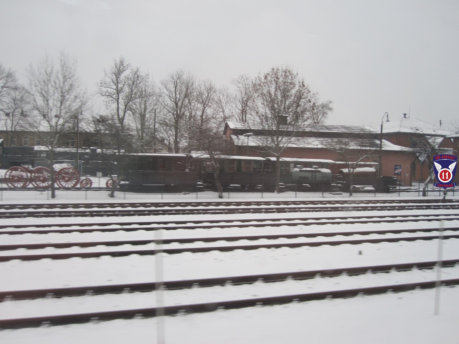 EDDIE PIERCE PHOTOS – ARMY BARRACKS