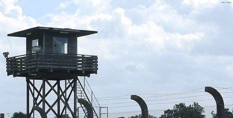 RAY BARRACKS – ARMY BARRACKS
