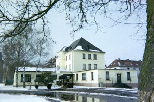 RAY BARRACKS – ARMY BARRACKS