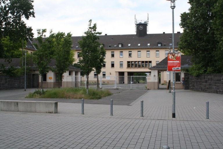 LEE BARRACKS – ARMY BARRACKS
